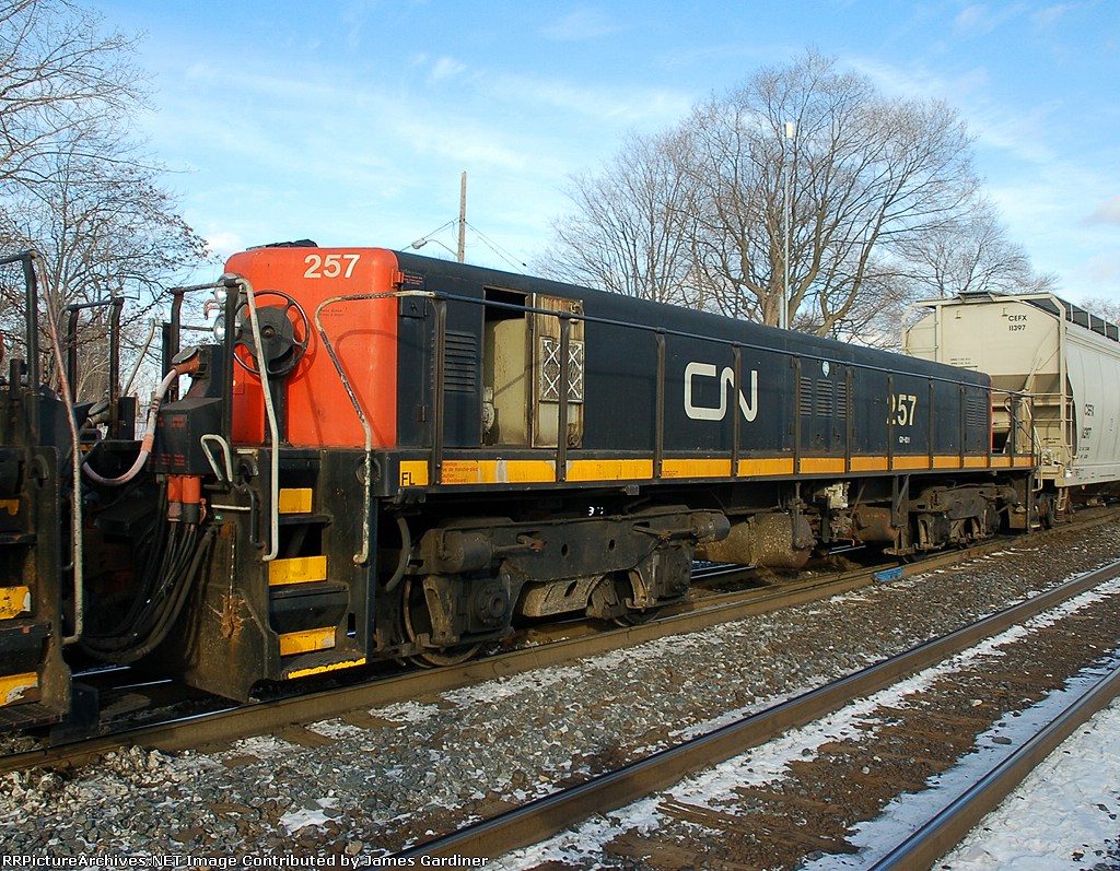 CN 7246